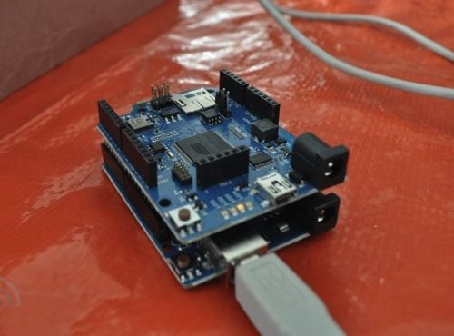 Atmel展示了最新的使用Atmel AVR和基于ARM的微控制器的Arduino开发板 - Arduino - 极客工坊 - Powered ...